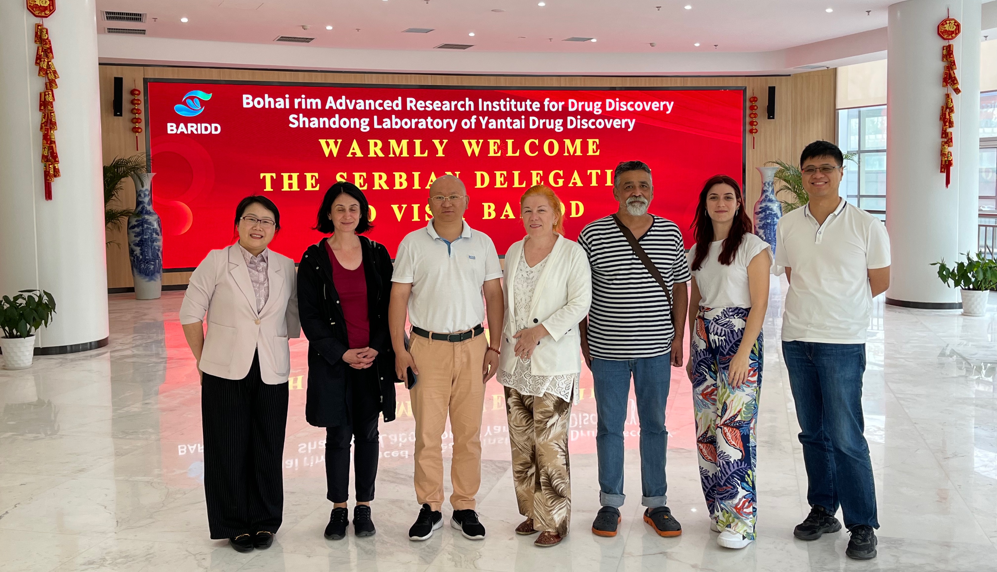 塞尔维亚代表团来我院交流访问-中科环渤海（烟台）药物高等研究院